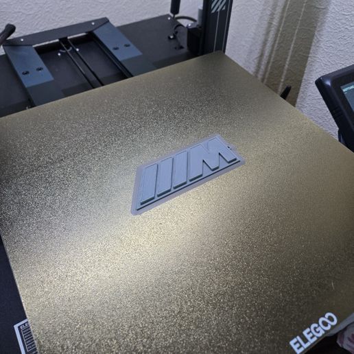 🗝️ BMW Keyring & Name Plate・ STL File for 3D printing・Cults