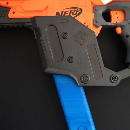 nerf stryfe with attachments