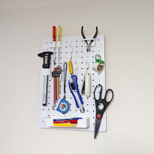 🏢 JPN Pegboard Wall Mount with Stapler or Screws V2・Free STL File for ...