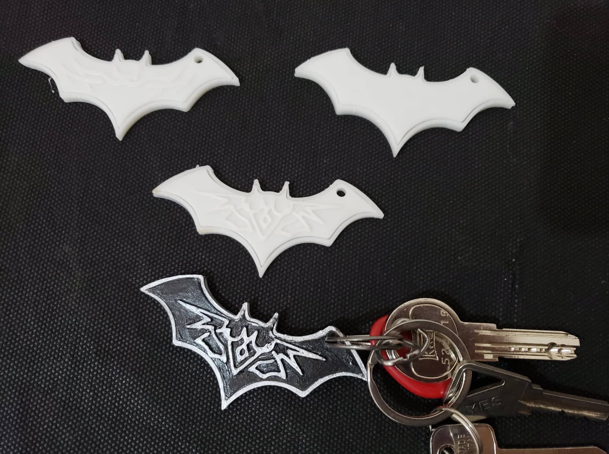 STL file BatMan KeyChain・Model to download and 3D print・Cults