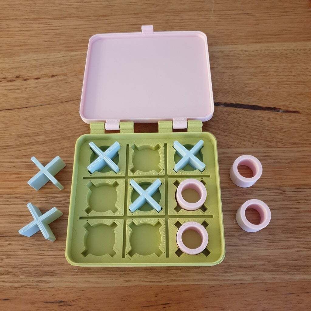 Fichier STL gratuit Tic Tac Toe dans une boîte (jeu du morpion)・Plan ...