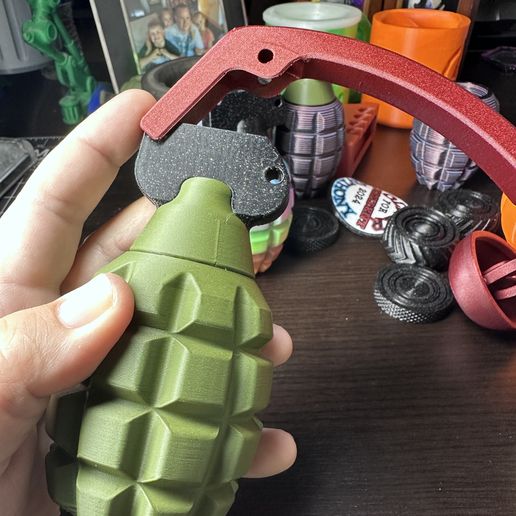👌 Fidget Grenade Print in Place・ STL File for ・Cults