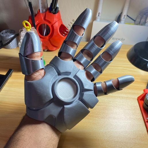 👨 Iron Man gloves with hinges and magnets (FINGERS NOT INCLUDED)・ STL ...