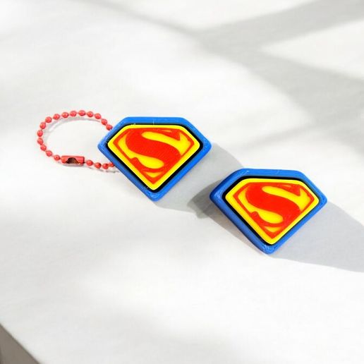 🦸‍♂️ Superman Clicker Fidget and Keychain・ 3D File for 3D printing・Cults