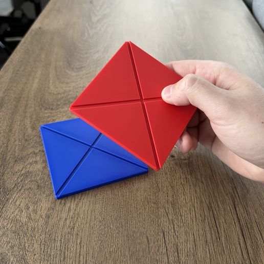 Archivo 3D Ddakji flip game from Squid game coasters 🦑 ・Objeto de ...