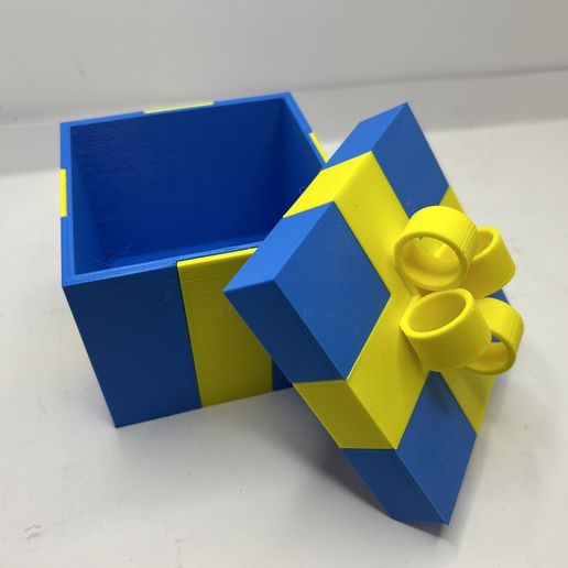 🎁 Gift box 100・ STL File for 3D printing・Cults