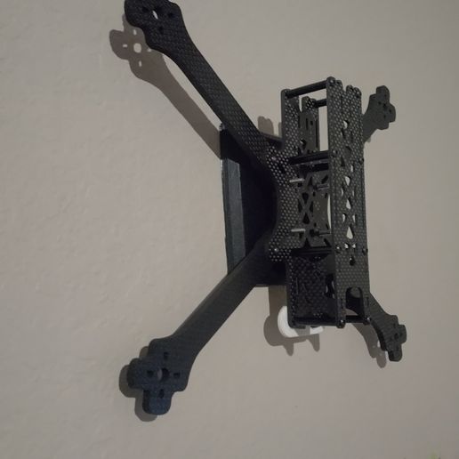 STL file Source One V3 Wall_mount 💭 ・Template to download and 3D print ...
