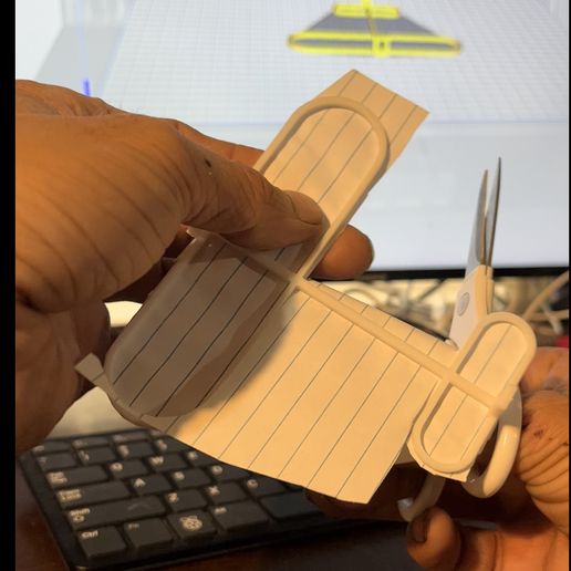 🛩️ Rubber Band Paper Plane (print in place)・ 3D File for ・Cults