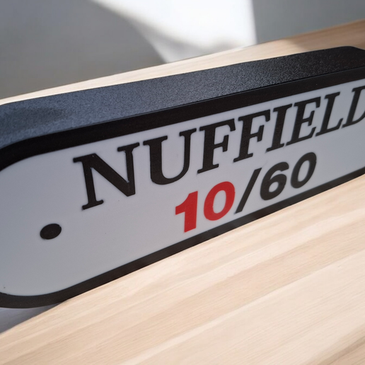 🚜 Nuffield Tractor 1060 Lightbox・ 3MF File for 3D printing・Cults