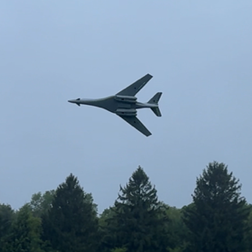 📱 B1b Bomber Twin 50mm・ STL File for 3D printing・Cults