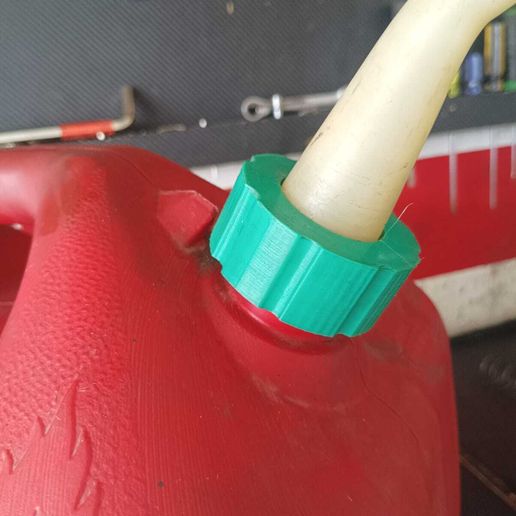 🥫 Gasoline plastic can cap・ STL File for 3D printing・Cults