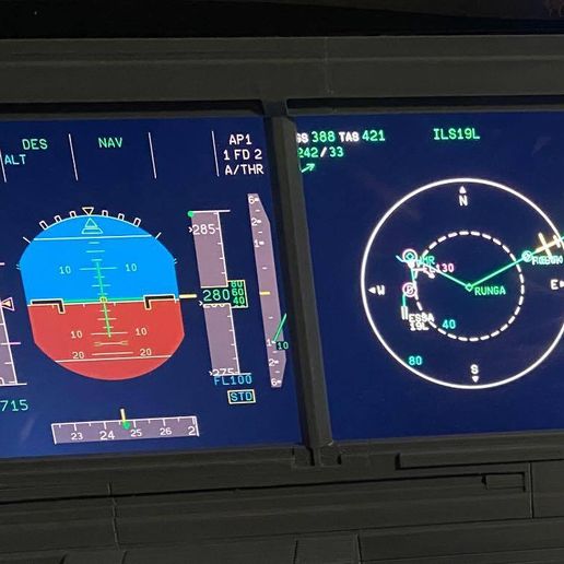 ️ a320 style MFD PFD stand with bezel・ STL File for 3D printing・Cults