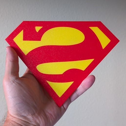 🦸‍♂️ Bizzaro Superman shield・Free STL File for 3D printing・Cults