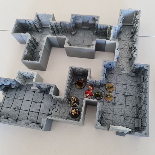 INSTADUNGEON™ Fantasy Dungeon Starter Set: dungeon tiles compatible ...
