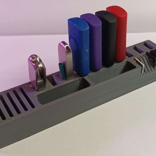 💾 Support USB / USB holder・3D Print with the ender 3 v2 neo 3D printer ...