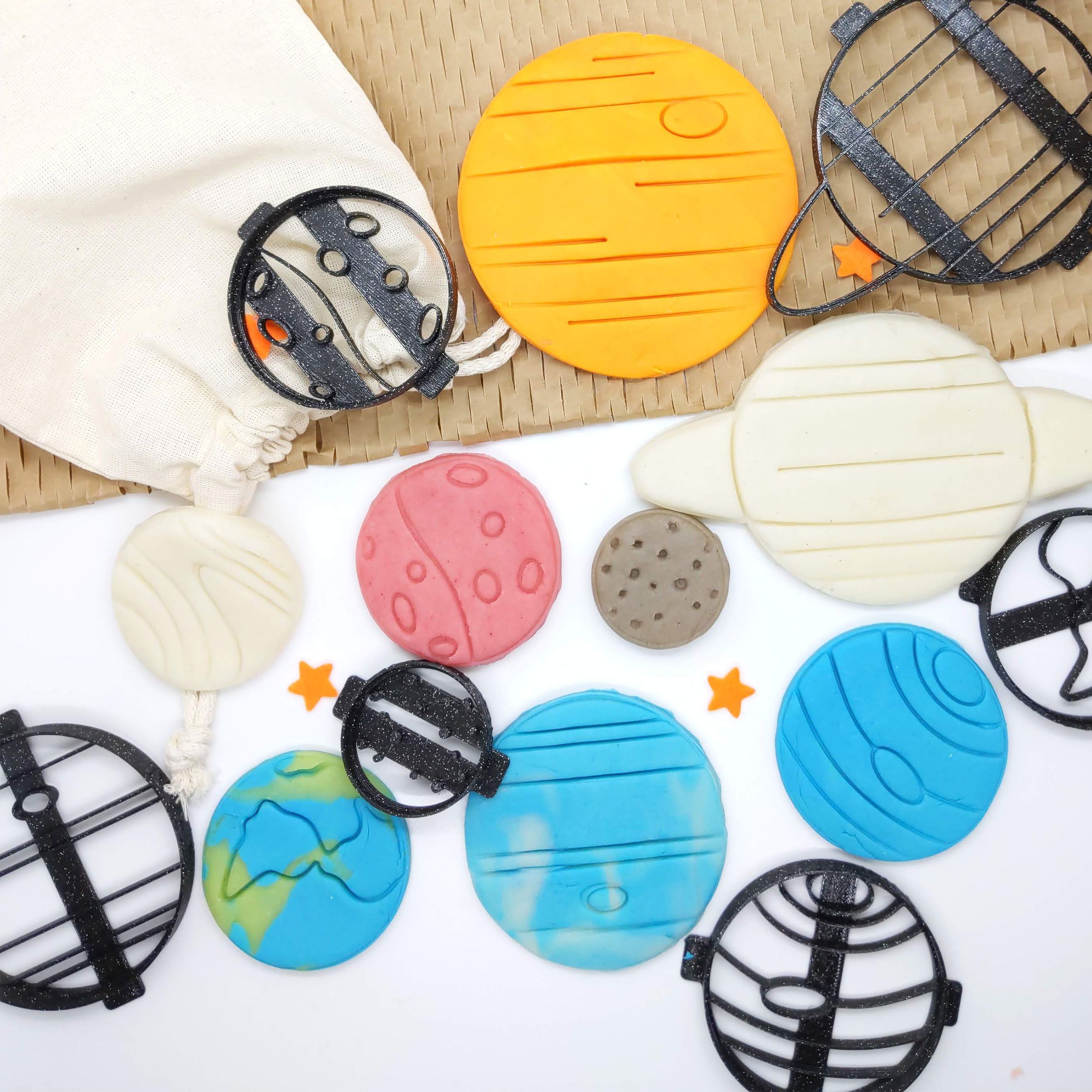 STL file Planets - Cutter set・3D printer model to download・Cults