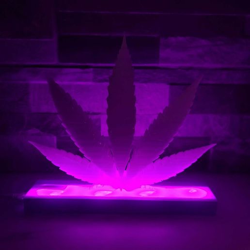 🔦 Weed Leaf LED Lamp (Glow-In-The-Dark)・ STL File for ・Cults