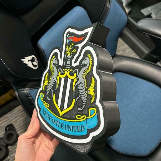 🏈 Newcastle United Lightbox (NUFC)・ 3MF File for ・Cults