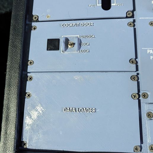 🚪 A320 lower pedestal cockpit door lock and blank panel left data ...