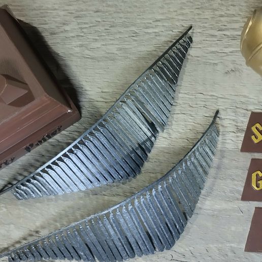 👾 Harry Potter Golden Snitch 30 and 45 mm, with base and different ...