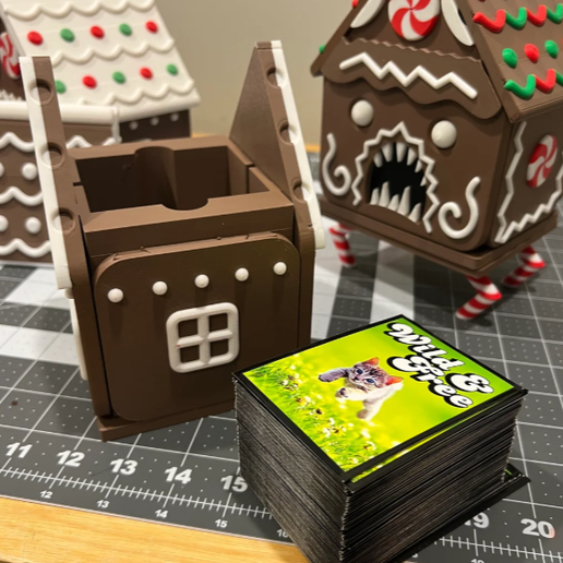 🏠 Gingerbread House Mimic Deck Box・ 3MF File for 3D printing・Cults