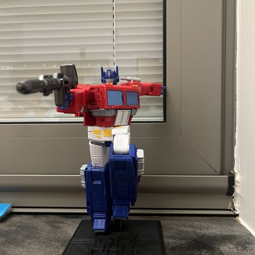 🤖 Studio Series 86 Optimus Prime Display Stand・ STL File for 3D ...