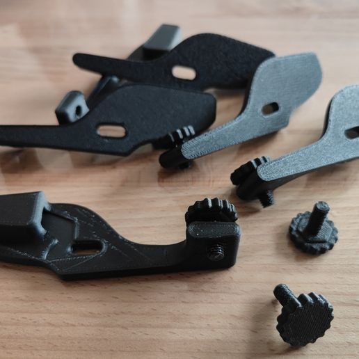 plastic hand screw for camper window lock・Free STL File for 3D printing ...