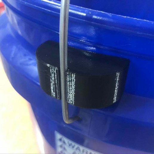 🪣 5 Gallon Bucket Mouse Trap・Free STL File for ・Cults