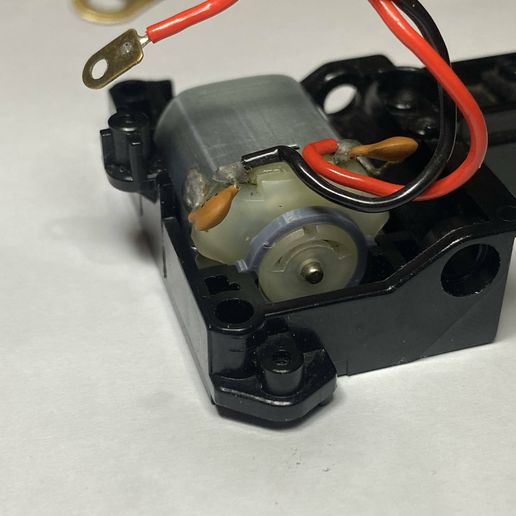 🧸 F1 mini-z motor plastic mount・Free STL File for 3D printing・Cults