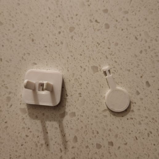 STL file outlet safety plug 🦺 ・3D printable model to download・Cults