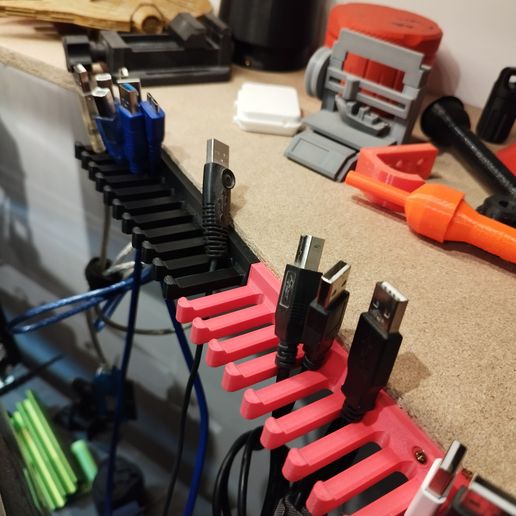 Free 3MF file Cable Holder 🔌 ・3D printing idea to download・Cults