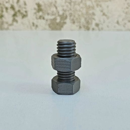 🔩 Bolt M10 x1.5 x20mm + Nut・Free 3D File for 3D printing・Cults