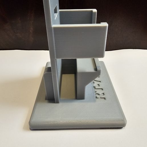 🔌 Radtel RT-730 Stand・ STL File for 3D printing・Cults