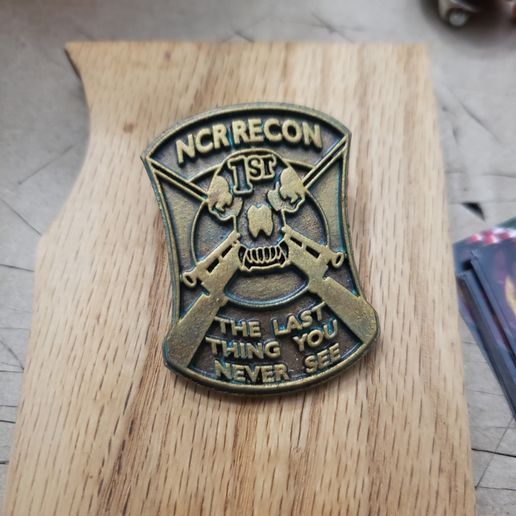 recon emblem