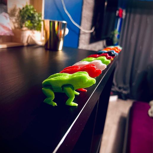 🐸 JUMPING FROG・Free STL File for 3D printing・Cults