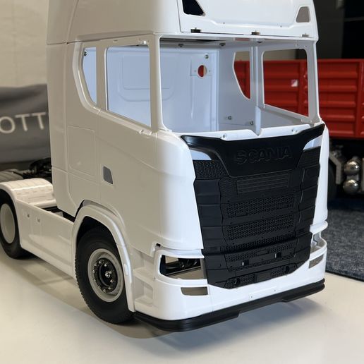 STL file 1/14 Bumper lip Design 2 for Tamiya Scania 770s 🚚 ・3D printing ...