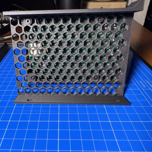 3D printing Raspberry Pi 4 + PoE Hat + SSD Tray 1U Rackmount - Reversed ...