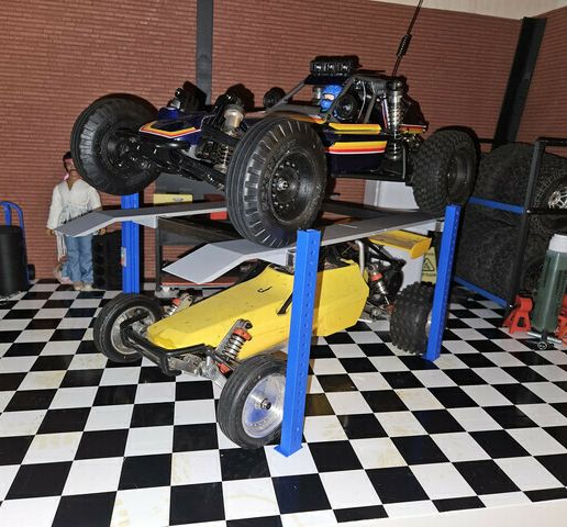 🚁 Scale 4 posts lift for garage or Ikea Kallax/Expedit・Free STL File ...