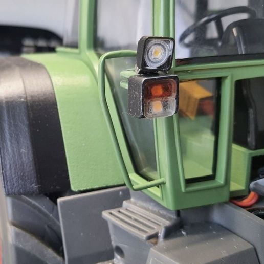 🚁 fendt lights front・ STL File for 3D printing・Cults