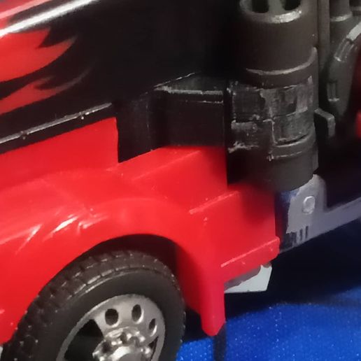 🤖 Transformers Legacy Laser Prime rotating shoulder armor joint.・Free ...