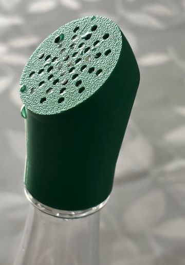 🧢 cap watering bottle badoit red・ 3MF File for 3D printing・Cults