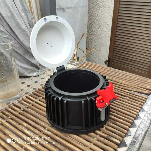 3D file Base Mr fusion - optimized printing 🔙 ・3D printer model to ...