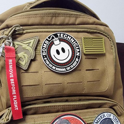 3MF file PATCH BOMB TECNICIAN 💣 (STEP)・3D printable model to download・Cults