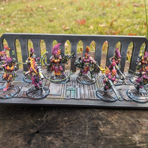 🎲 Miniature Display Tray・Free STL File for 3D printing・Cults