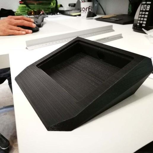 ⌨️ ELGATO Stream Deck Horizontal Stand・Free STL File for ・Cults