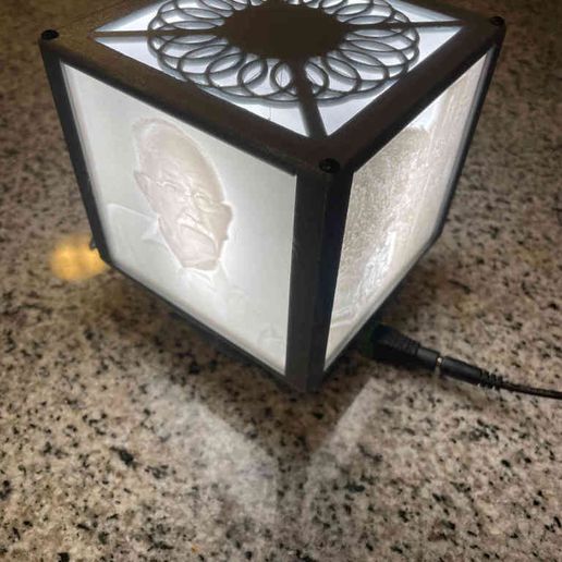 🔦 Rotating Lithophane Lamp for 100 x 100 mm Lithophanes - Easy to mail ...