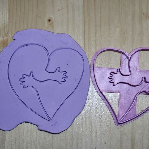 Файл STL Heart Hug cookie cutter 💜 ・3D-печатная модель для загрузки・Cults