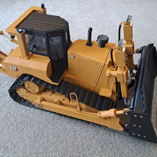 🐱 JBRC Cat D8 1/14th Scale 3D printed RC Dozer・ 3D File for 3D printing ...