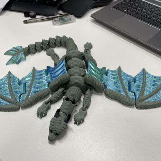 3D printable Flexi Dragon Finger Arm Puppet • made with Bambulab x1E・Cults