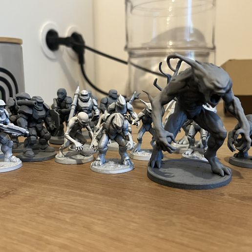 😇 HALO 16 RPG FIGURE・ STL File for 3D printing・Cults